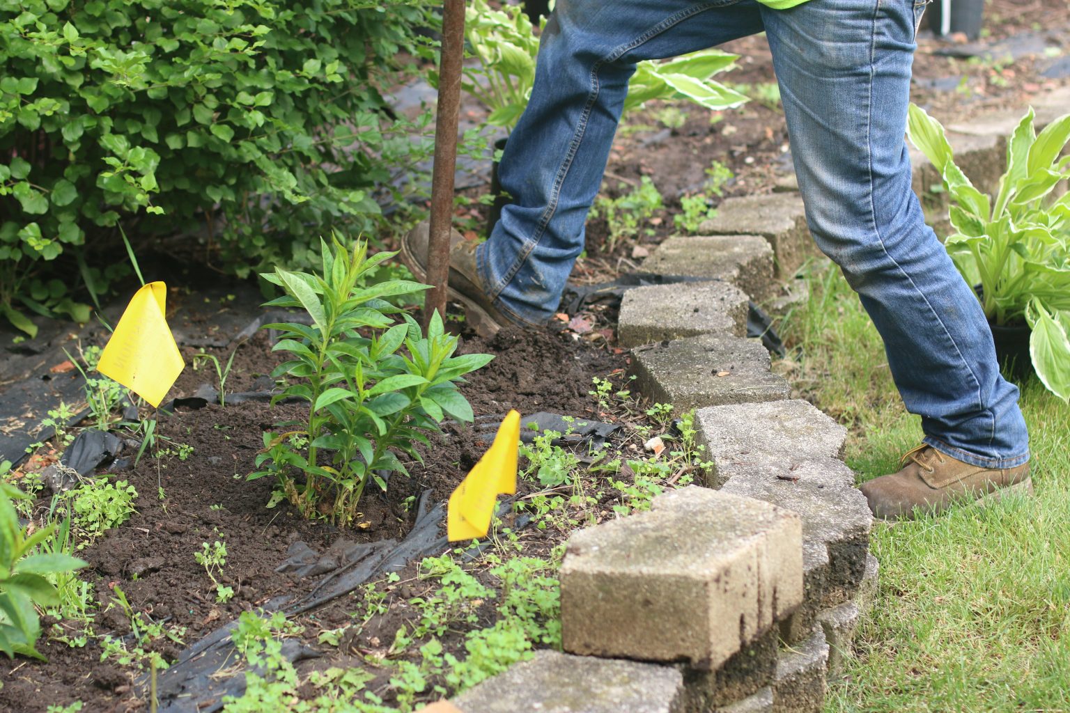 Safe Digging Messages & Photos for Homeowners | JULIE